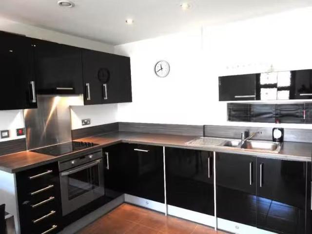 Unique 1 bedroom apartment for rent in Steamship House, Gas Fe.