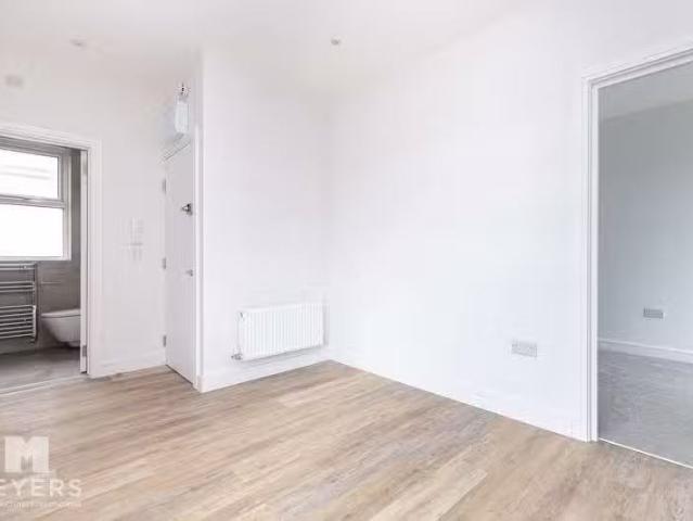 New 1 bedroom apartment for rent in 38 Carlton Road, Bournemou.