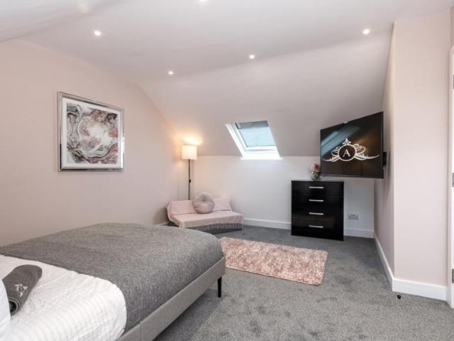 For Rent 1 Bedroom Apartment Gillingham Gillingham DS99384701