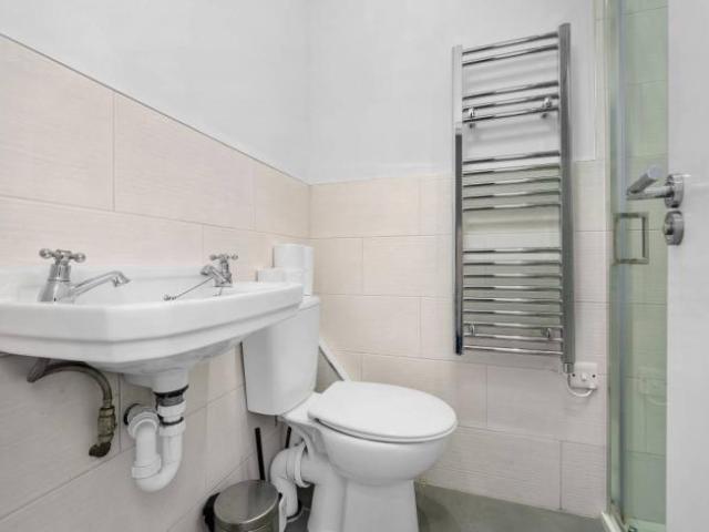 For Rent 1 Bedroom Apartment London London DLS96562794