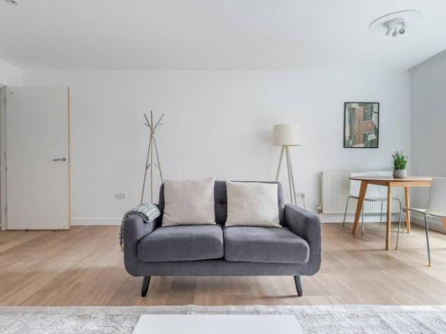 For Rent 1 Bedroom Apartment London London DLS99287669