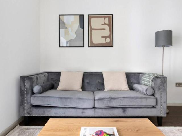 For Rent 1 Bedroom Apartment London London DLS99287700
