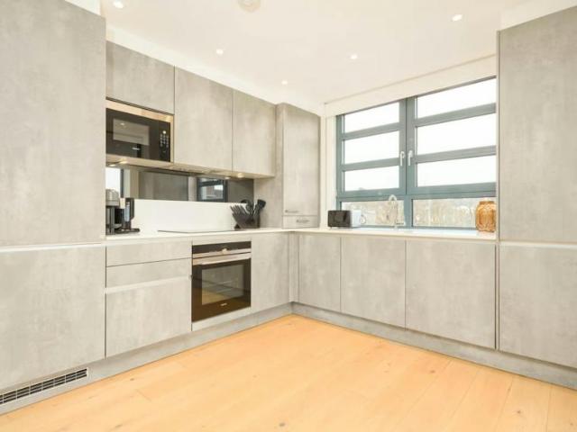 For Rent 1 Bedroom Apartment London London DS90642855