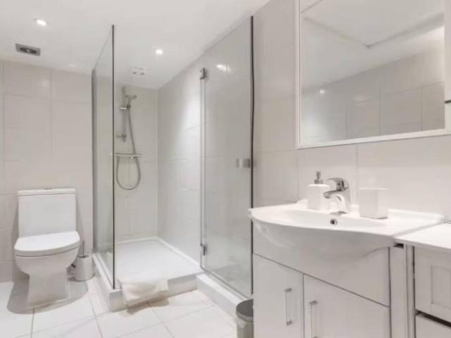 For Rent 1 Bedroom Apartment London London DS91145354