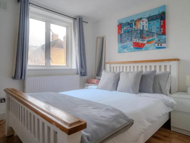 For Rent 1 Bedroom Apartment London London DS97905695