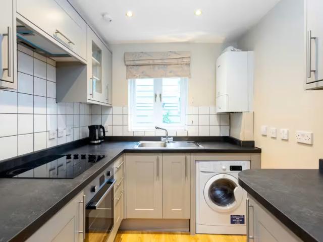 For Rent 1 Bedroom Apartment London London DS98635462
