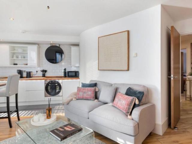 For Rent 1 Bedroom Apartment London London DS99189906
