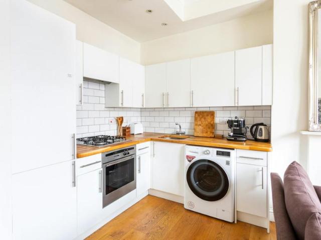 For Rent 1 Bedroom Apartment London London DS99635858