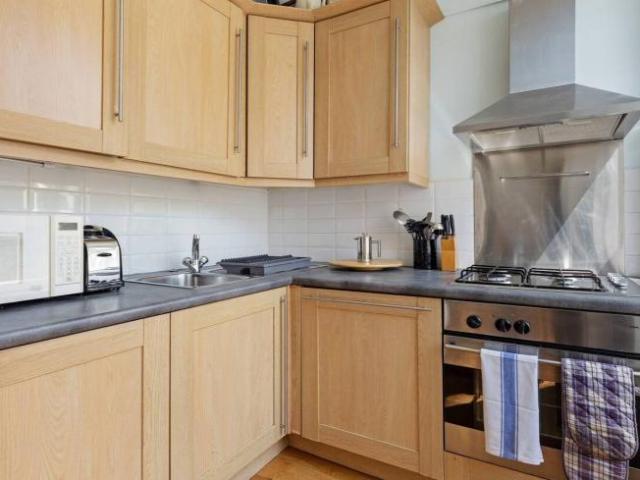 For Rent 1 Bedroom Apartment London London DS101771318