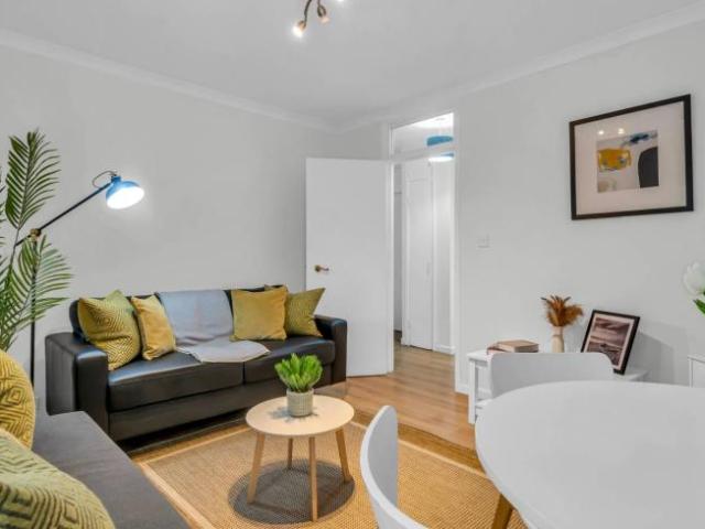 For Rent 1 Bedroom Apartment London London DS101794281