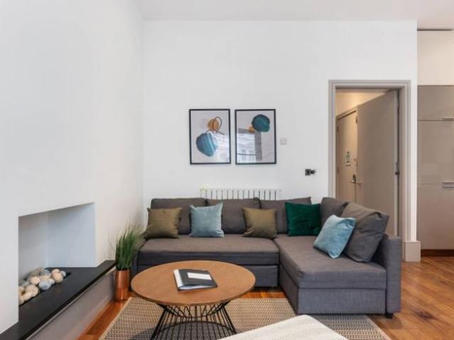 For Rent 1 Bedroom Apartment London London DS101805535