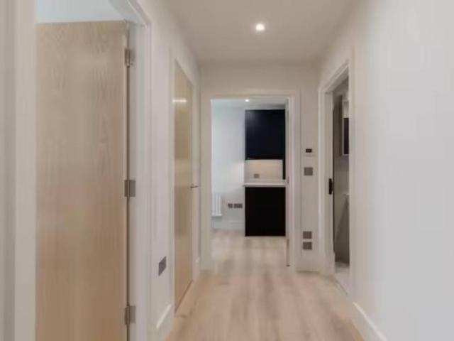 For Rent 1 Bedroom Apartment London London DS101809054
