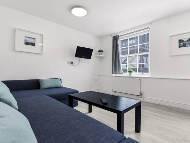 For Rent 1 Bedroom Apartment London London DS101844813