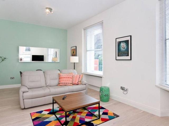 For Rent 1 Bedroom Apartment London London DS101853427