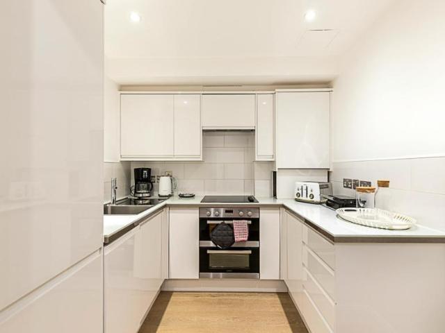 For Rent 1 Bedroom Apartment London London DS101222586