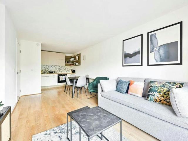 For Rent 1 Bedroom Apartment London London DS102848522