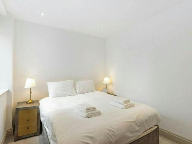 For Rent 1 Bedroom Apartment London London DS102884718
