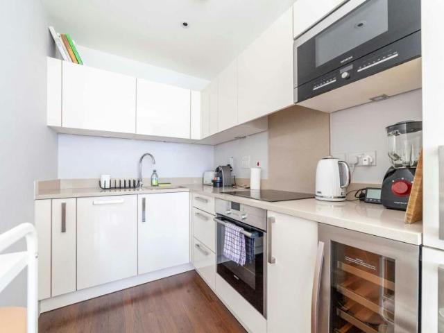 For Rent 1 Bedroom Apartment London London DS103092731