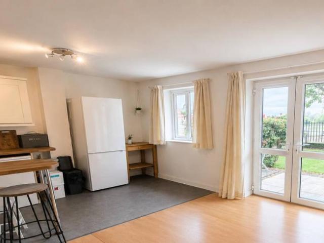 For Rent 1 Bedroom Apartment London London DS103094160