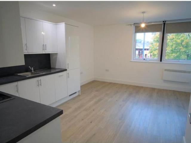 For Rent 1 Bedroom Apartment Swindon Wiltshire DLS100660881