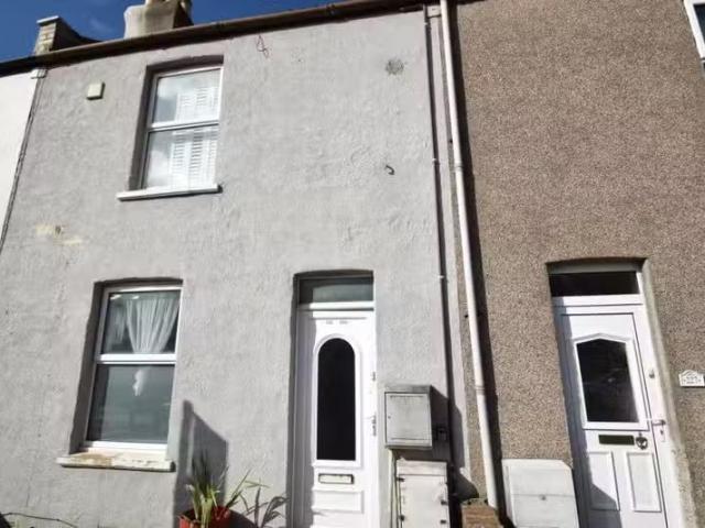 Rental! 1 bedroom flat for rent in Southmead Road, Southmead.