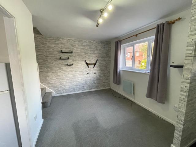 For Rent 1 Bedroom House Coleshill West Midlands DLS102519051