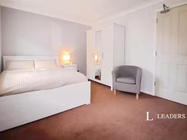 For Rent! 1 bedroom house for rent in Nicholsons Grove, CO1