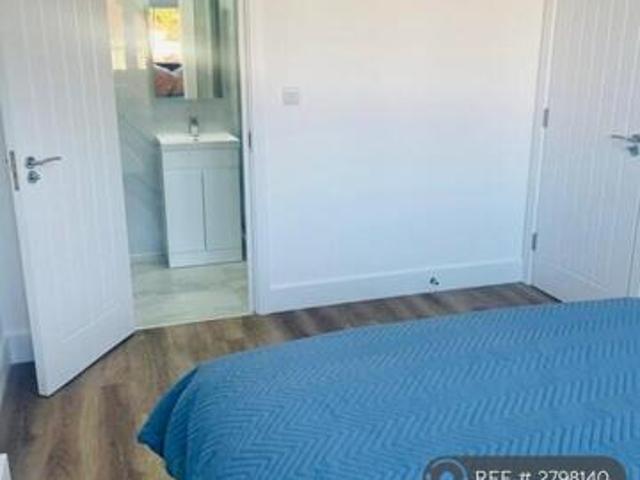 For Rent 1 Bedroom House Hayes Great London DLS100695938