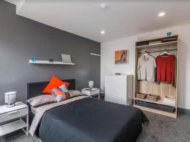 Nice 1 bedroom house of multiple occupation for rent in Sudbur.