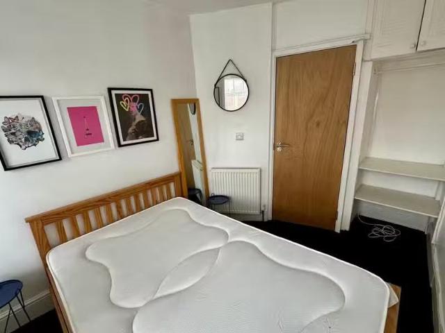 Charming 1 bedroom house share for rent in Capstone Road, Bour.