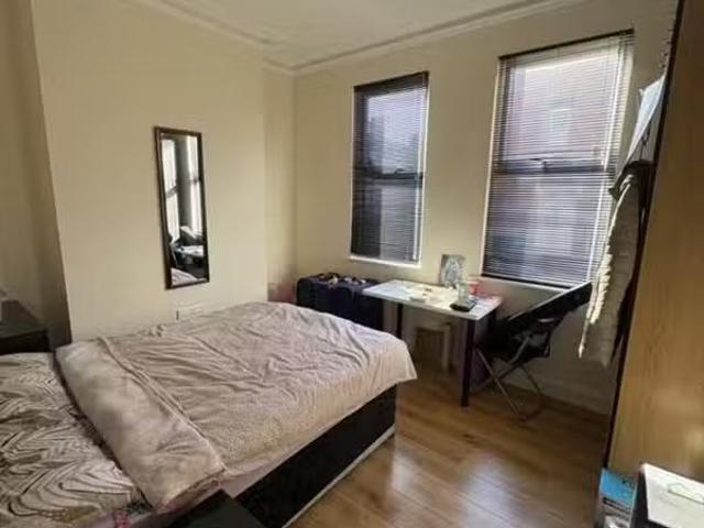 Deal! 1 bedroom house share for rent in Room 2, King Richard S.