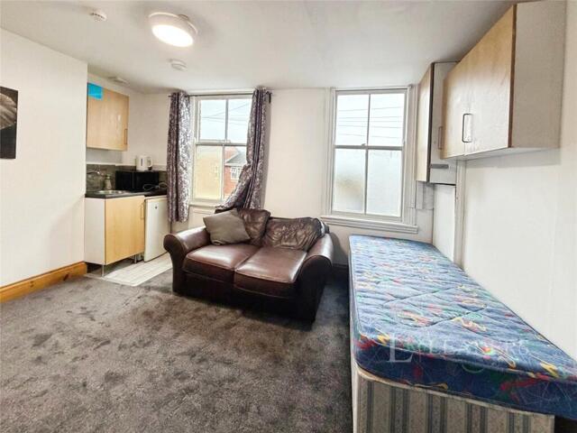 For Rent 1 Bedroom House Walsall West Midlands DS99614347