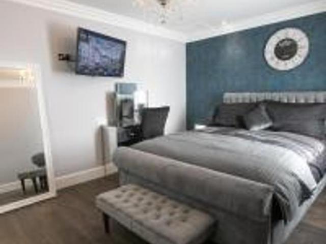 For Rent 1 Bedroom Shared Living/roommate Norwich Norwich DS99214005