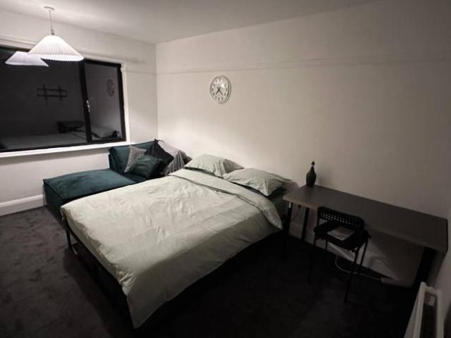 For Rent 1 Bedroom Shared Living/roommate Nottingham Nottingham DS102438093