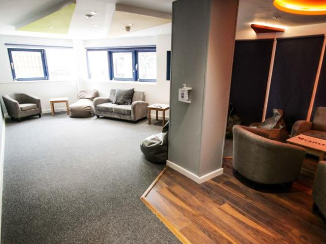 For Rent 1 Bedroom Shared Living/roommate Nottingham Nottingham DS97662778