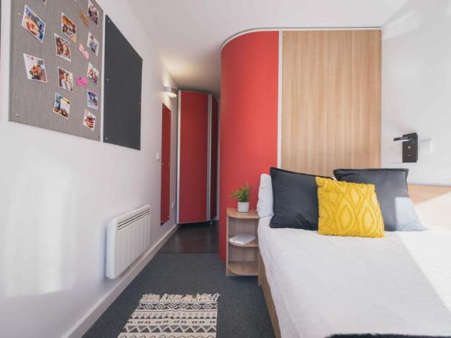 For Rent 1 Bedroom Shared Living/roommate Oxford Oxford DS97765863