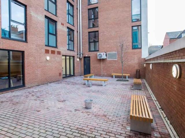 For Rent 1 Bedroom Shared Living/roommate Belfast Belfast DS90748660