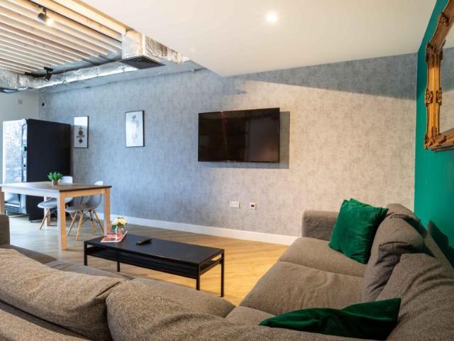 For Rent 1 Bedroom Shared Living/roommate Colchester Colchester DS97673624