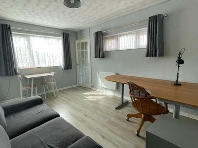For Rent 1 Bedroom Shared Living/roommate Colchester Essex DLS100736985