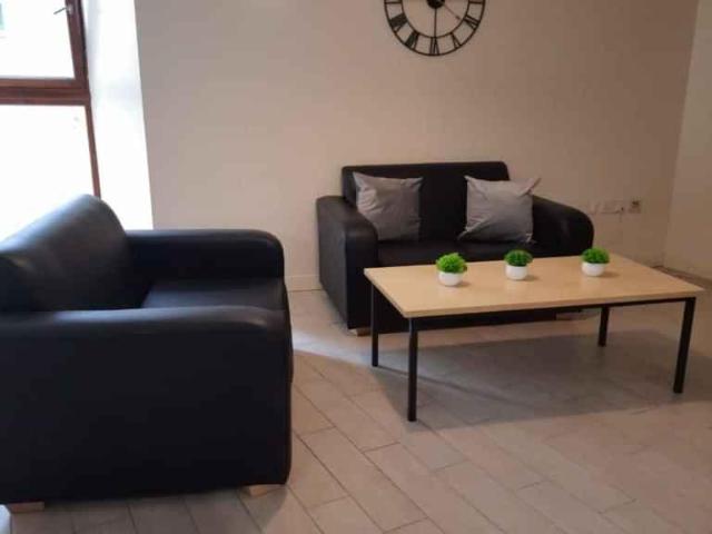 For Rent 1 Bedroom Shared Living/roommate Dundee Dundee DLS99499785