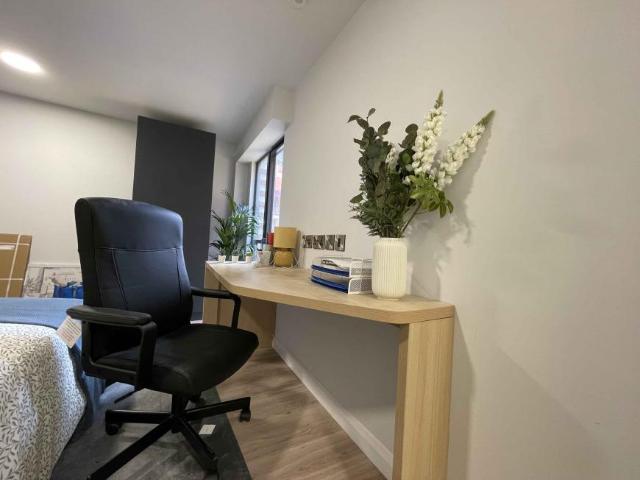 For Rent 1 Bedroom Shared Living/roommate Derby Derby DLS99499859