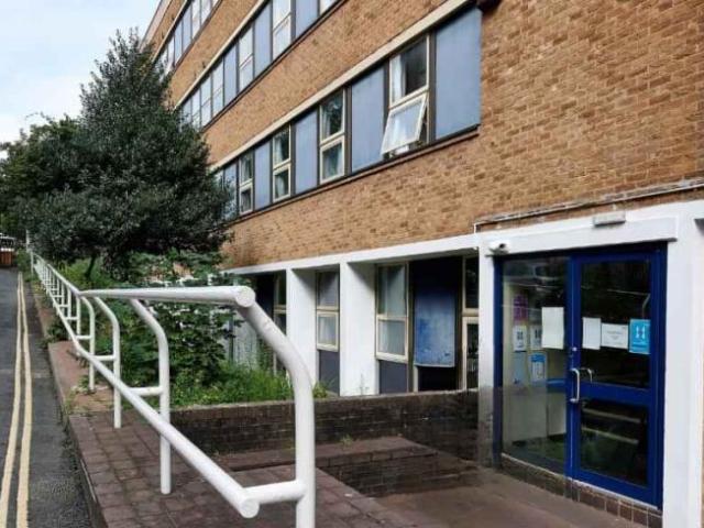 For Rent 1 Bedroom Shared Living/roommate Exeter Exeter DS90592565