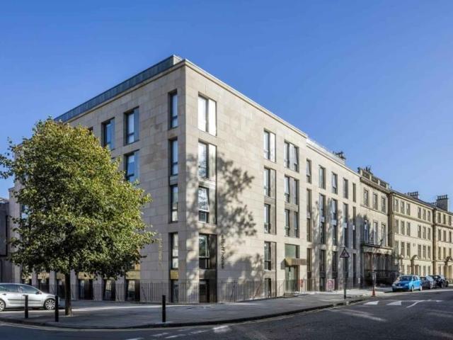 For Rent 1 Bedroom Shared Living/roommate Edinburgh Edinburgh DS99499542