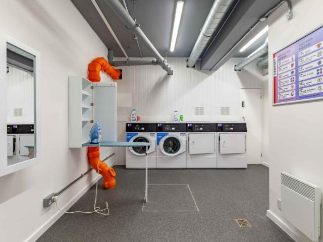 For Rent 1 Bedroom Shared Living/roommate Guildford Guildford DLS99458217