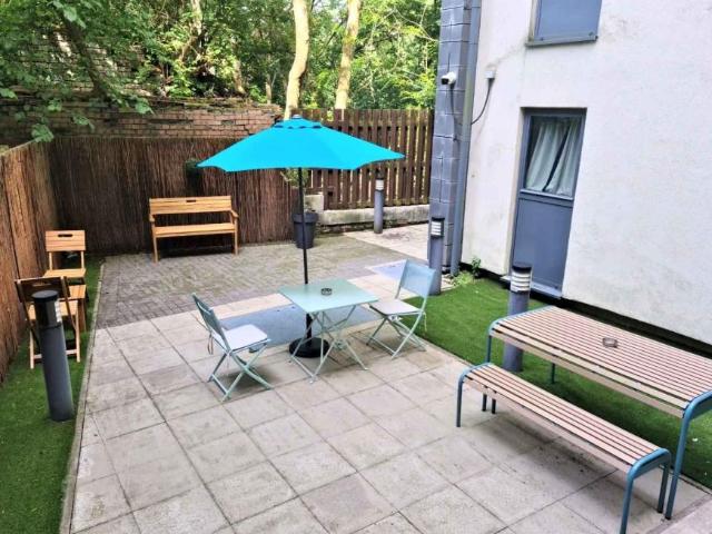 For Rent 1 Bedroom Shared Living/roommate Glasgow Glasgow DS99458153