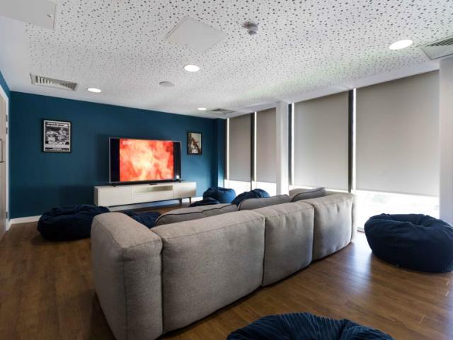 For Rent 1 Bedroom Shared Living/roommate Lancaster Lancaster DS97666464