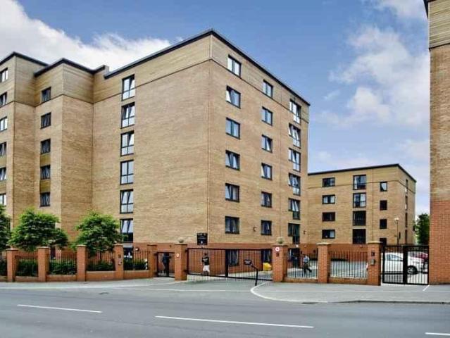 For Rent 1 Bedroom Shared Living/roommate Leeds Leeds DLS97830312