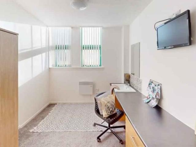 For Rent 1 Bedroom Shared Living/roommate Liverpool Liverpool DLS99499924