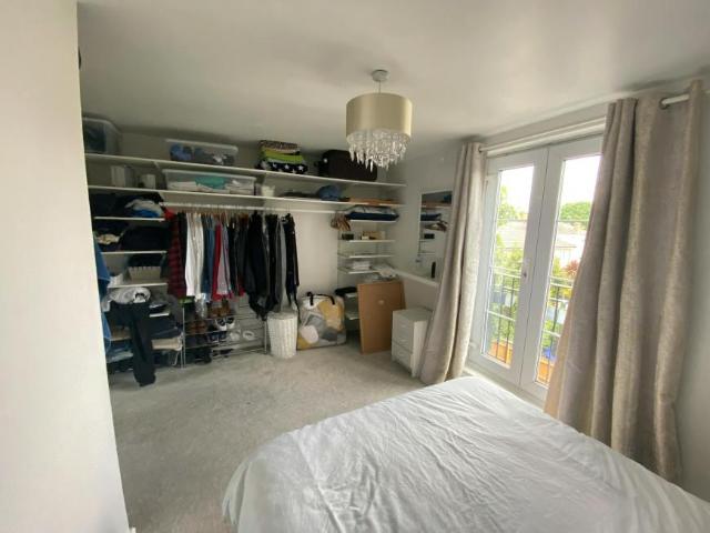For Rent 1 Bedroom Shared Living/roommate London London DLS102856188