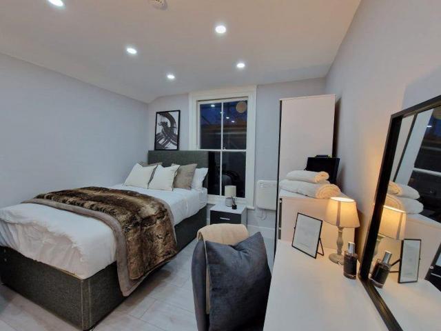 For Rent 1 Bedroom Shared Living/roommate London London DLS66389627